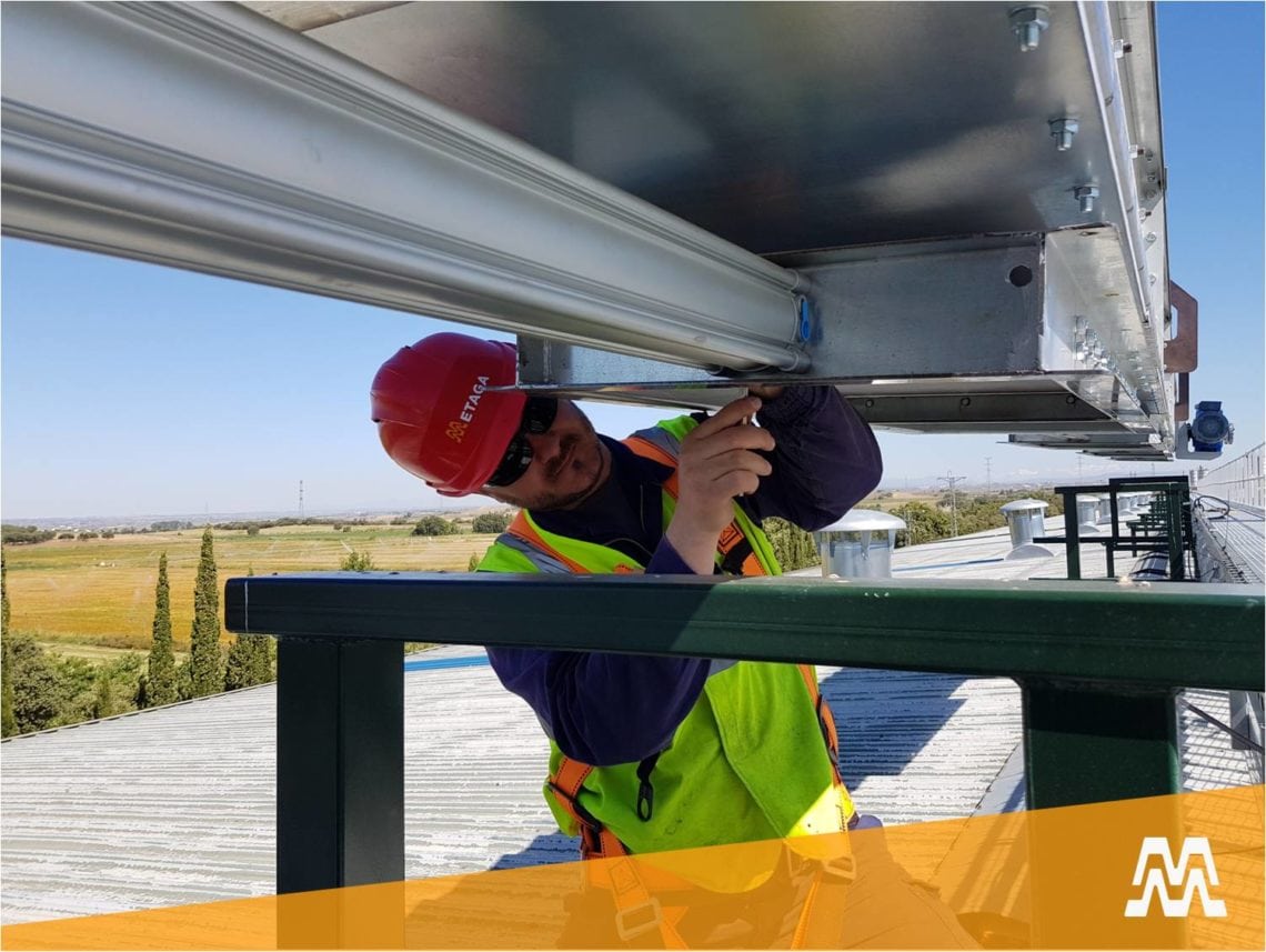 Instalación con 52 compuertas neumáticas para transporte de cereal - Metaga